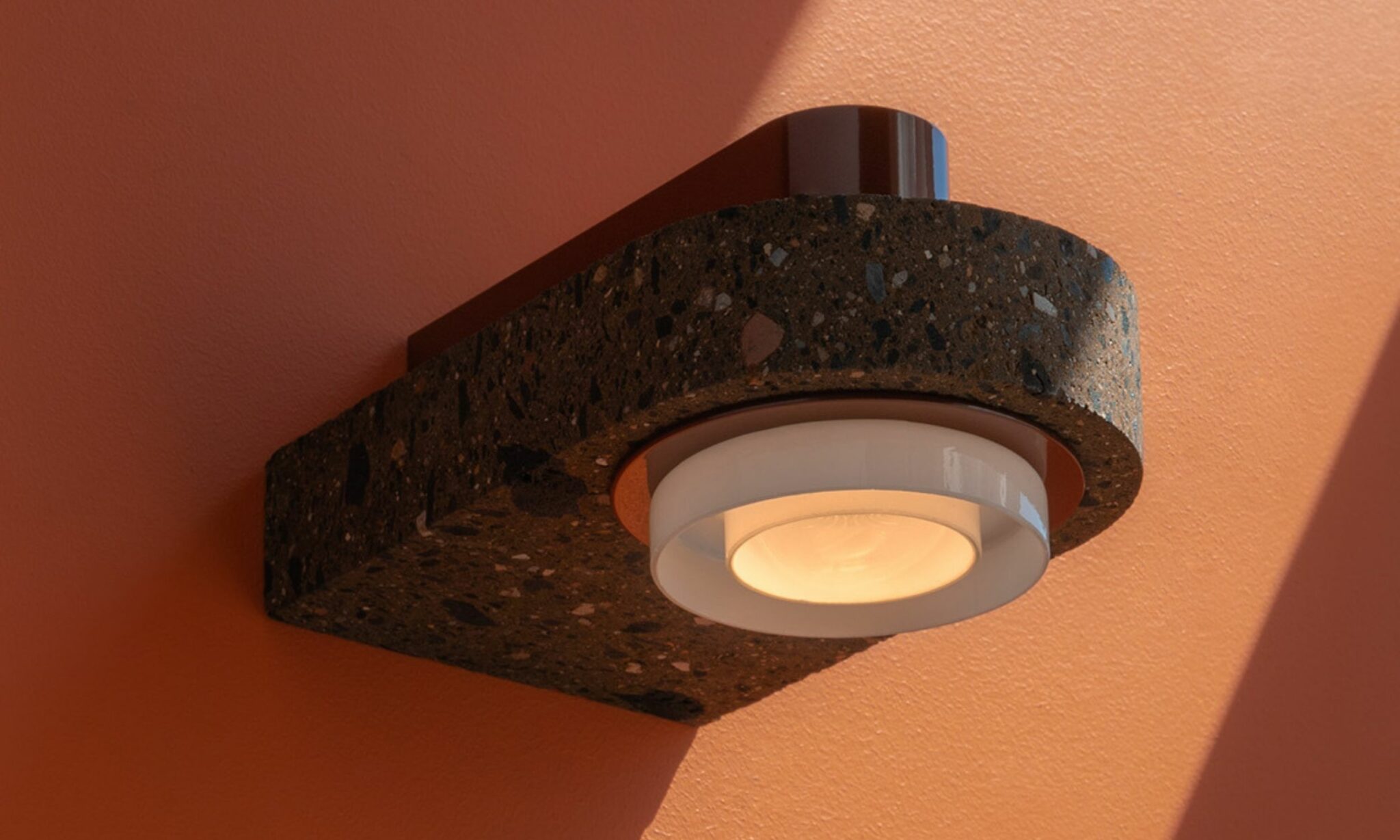 Ambra Toba wall - Calleveinte